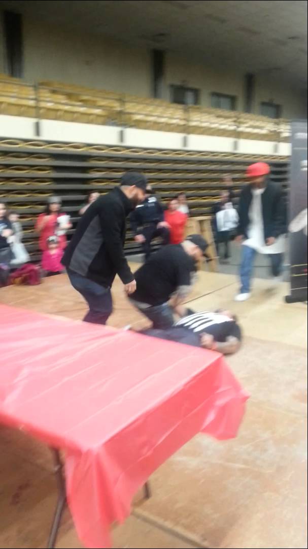 Slap-off Knockout