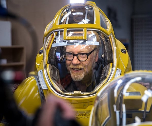 Awesome Stuff and Cool Things : The Awesomer