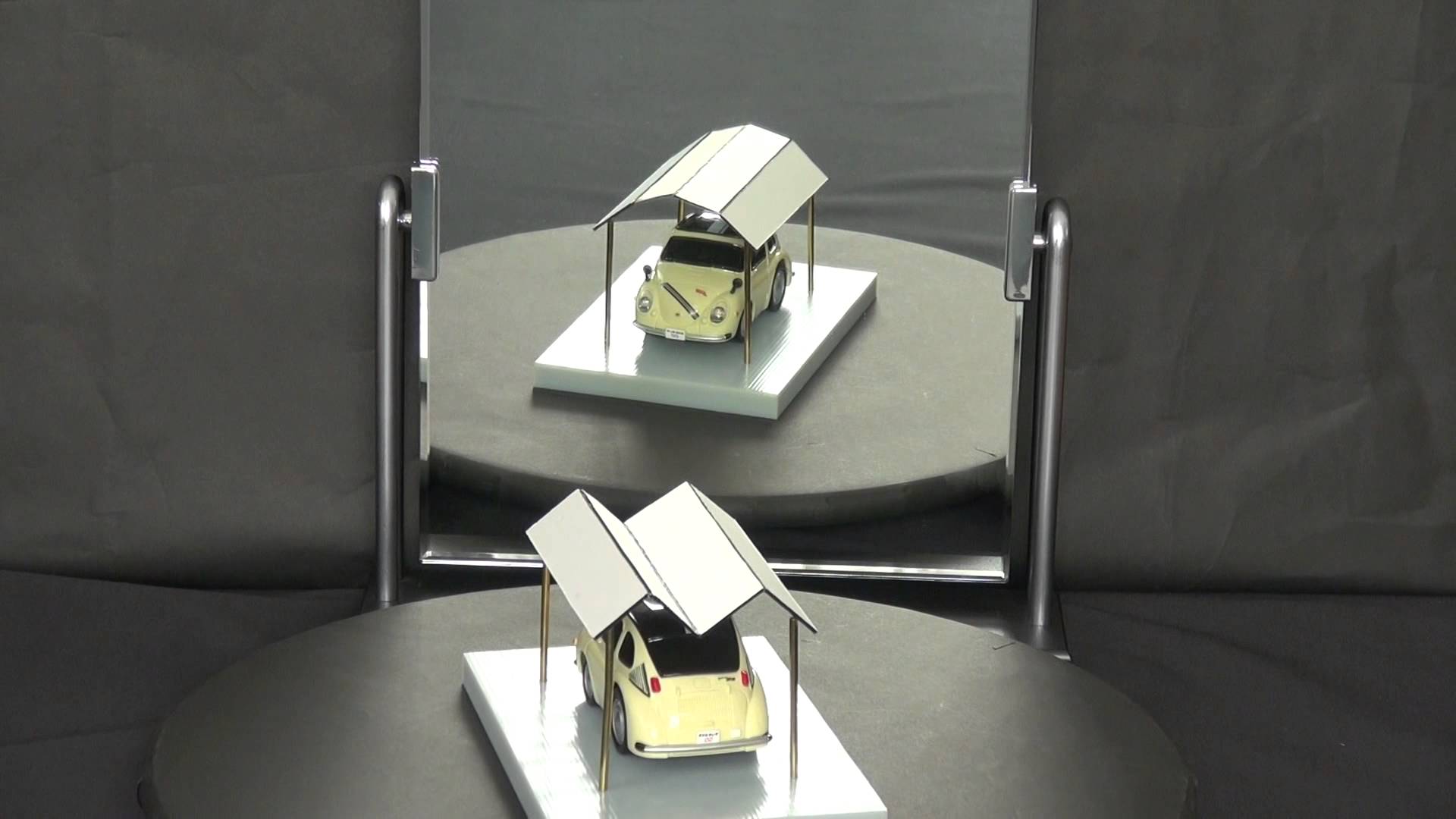 This Rotating Garage Optical Illusion Will Make Your Brain Hurt