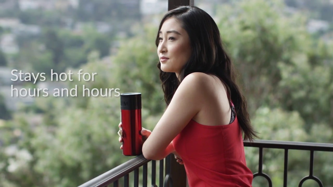 The Lyd is an Insulated Bottle that Automatically Opens at the Touch of ...