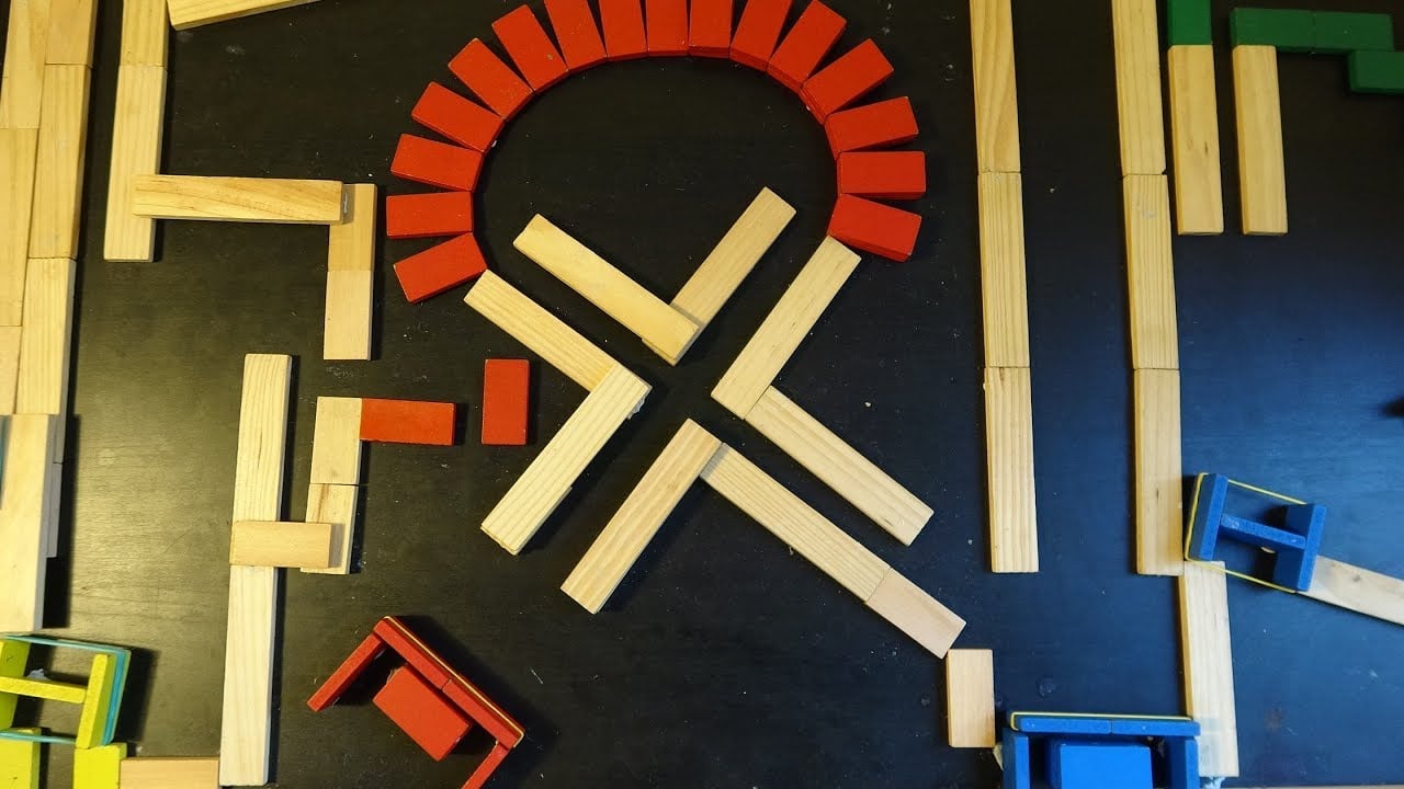 Watch Marbles Zip Around in this Fun Rubber Band-Powered Maze