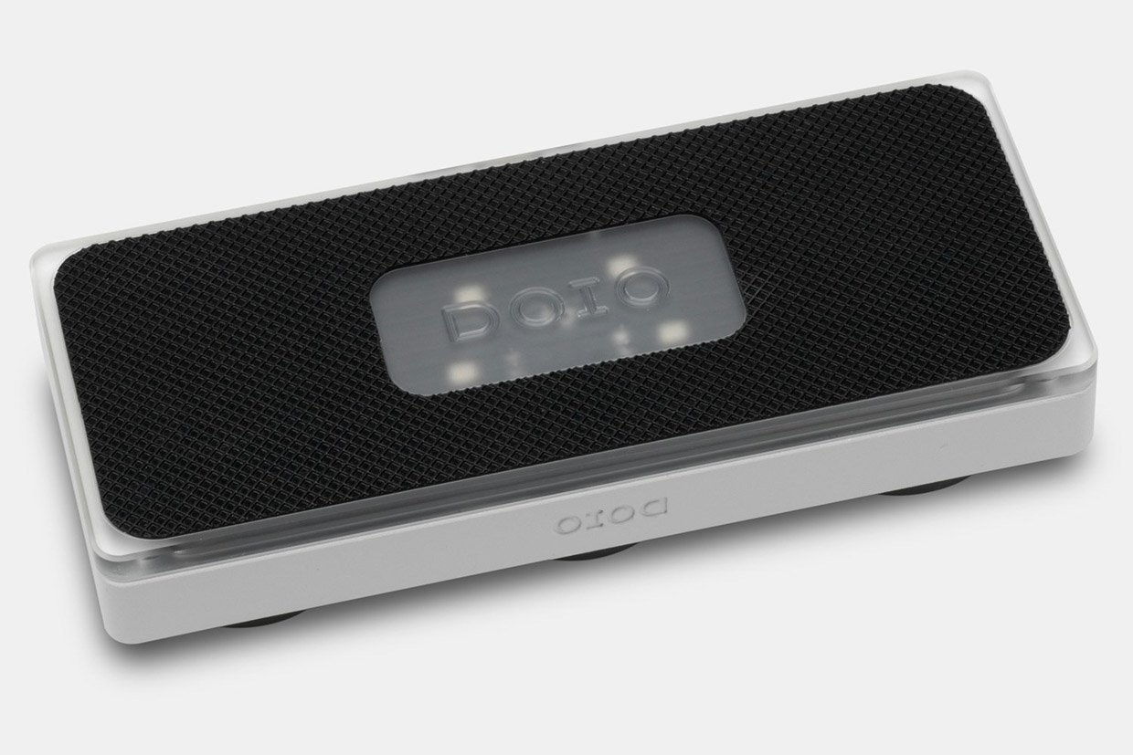 Stay in Control with the DOIO Aluminum Alloy Encoder Console Stay in Control with the DOIO Aluminum Alloy Encoder Console