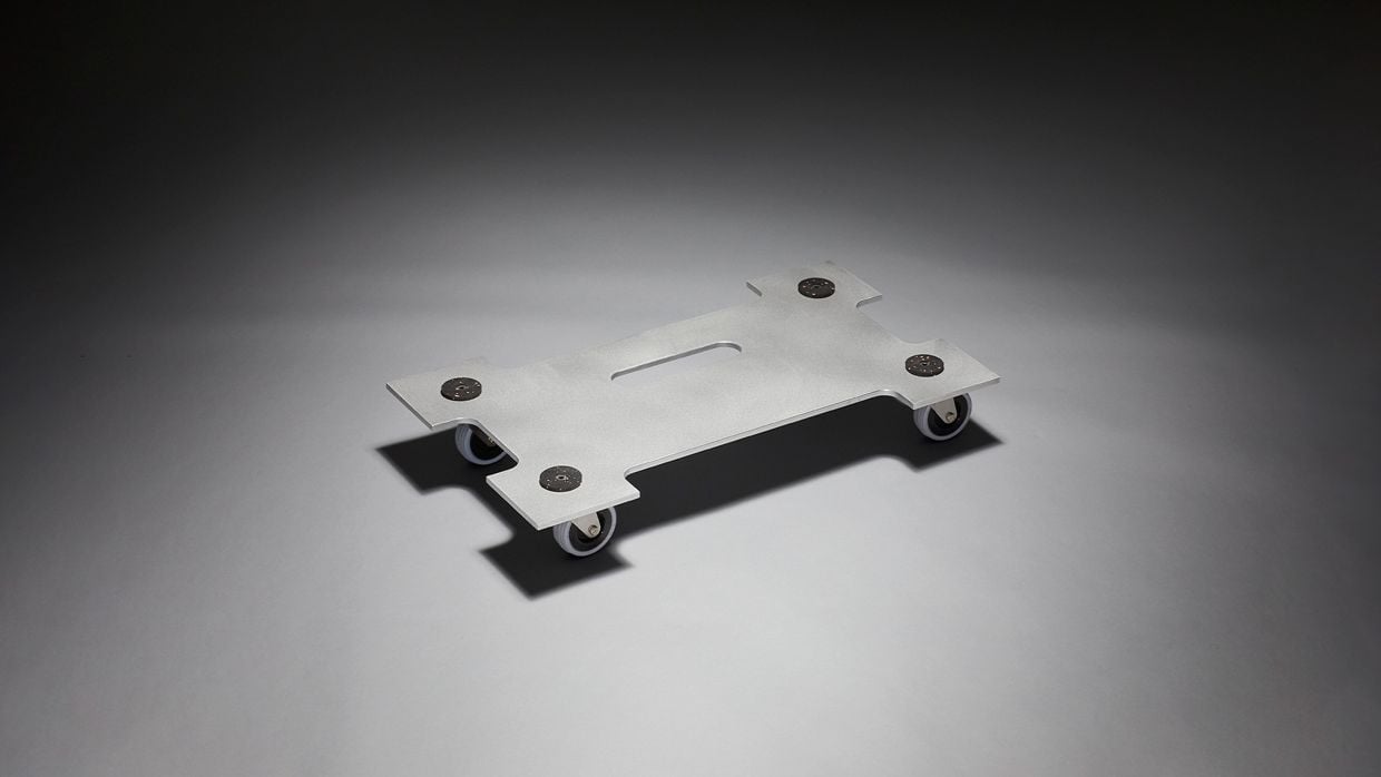 These Minimalist Aluminum Stands Let Your Floor Speakers Take the Spotlight