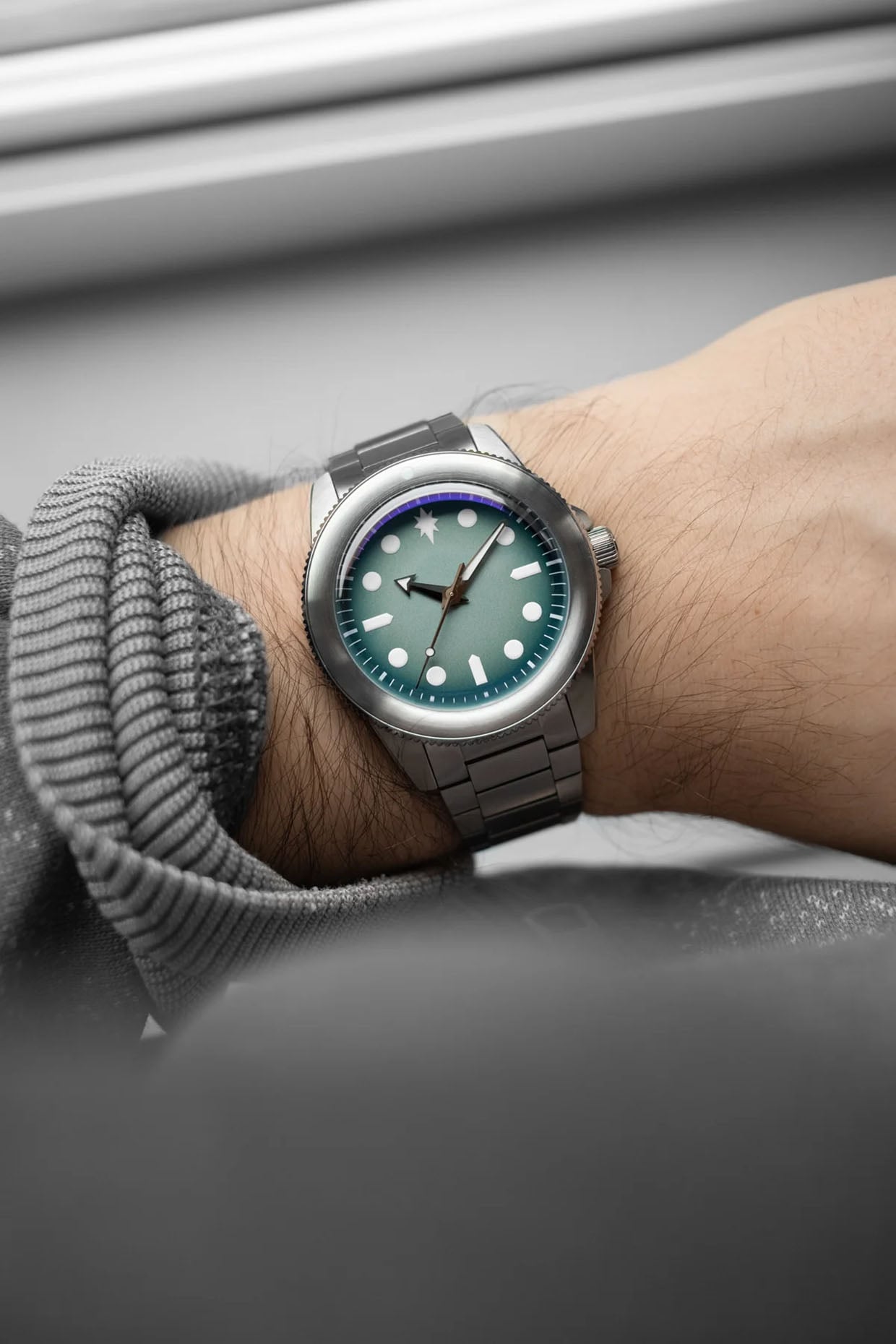 Heron's Marinor Ghost is a Modern Casual Take on the Military Dive Watch