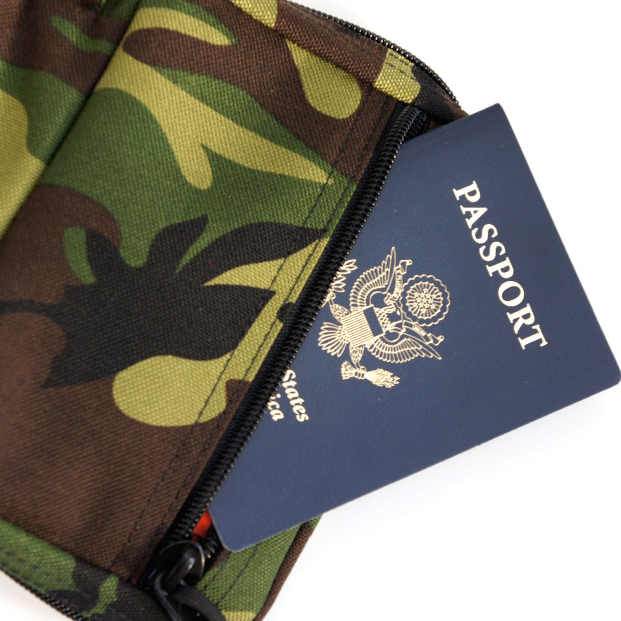 Gather Your Gear in this EDC Organizer Pouch