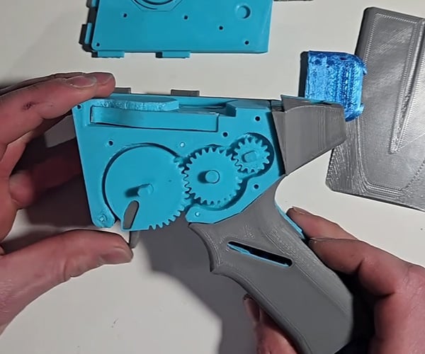 A Fun 3D Printed Disc Launcher You Can Make