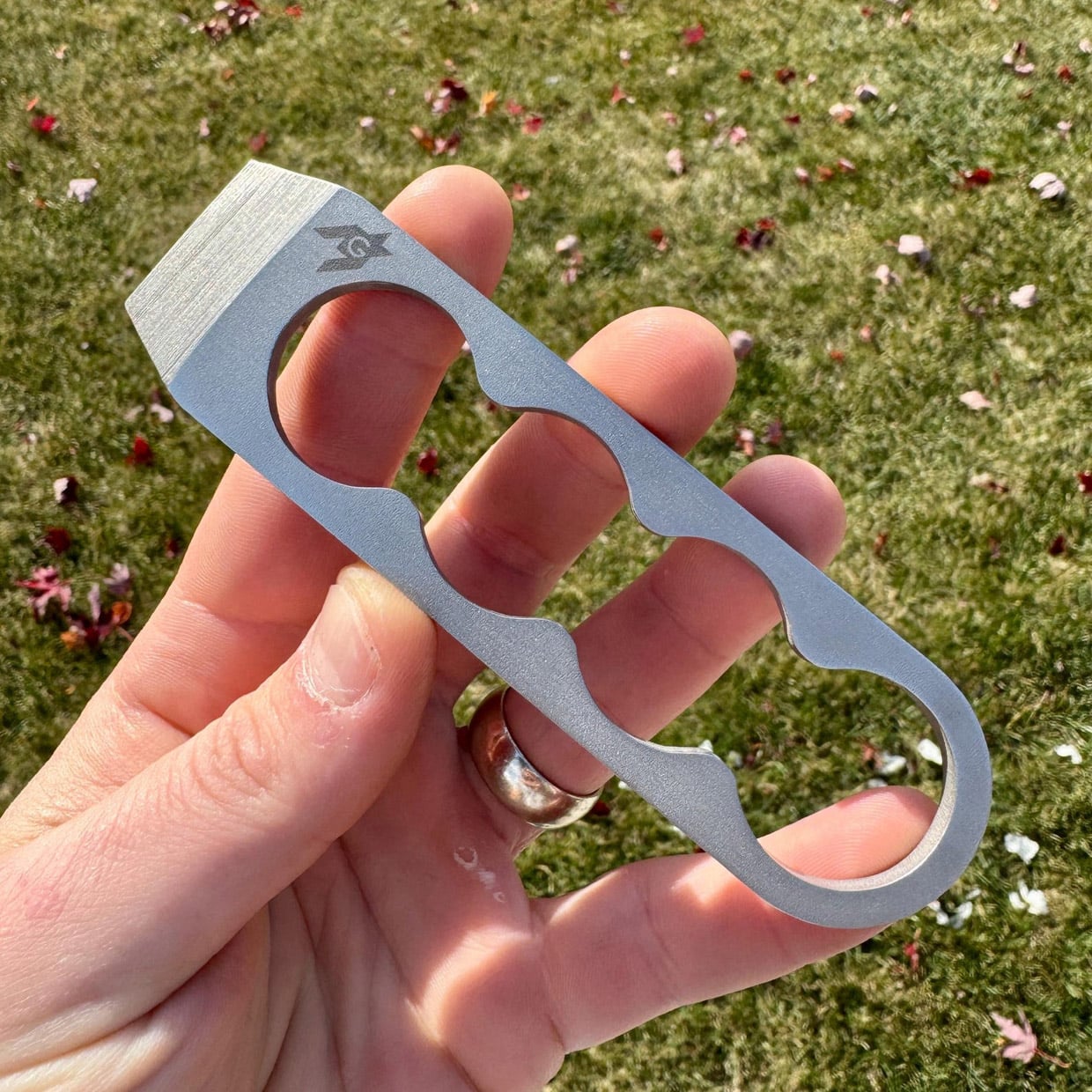 The Protector EDC Pry Tool Opens Boxes Too