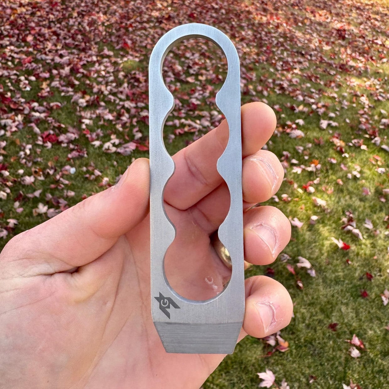 The Protector EDC Pry Tool Opens Boxes Too