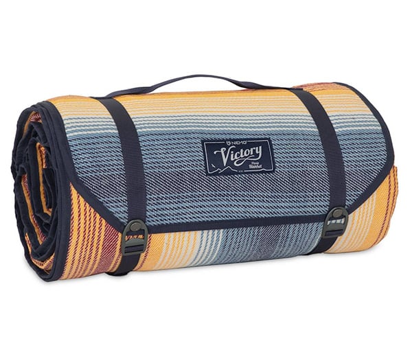 Voormi Overlook Blanket Will Keep You Toasty by the Campfire