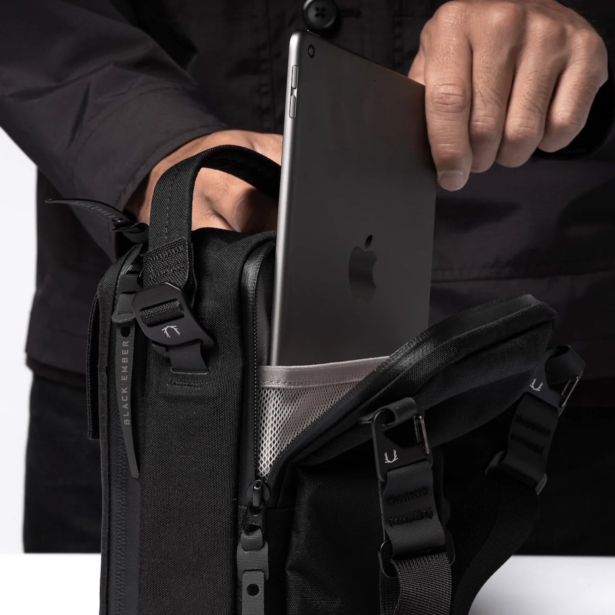 Black Ember Kompak Cross-body Bag Carries Your EDC in Style