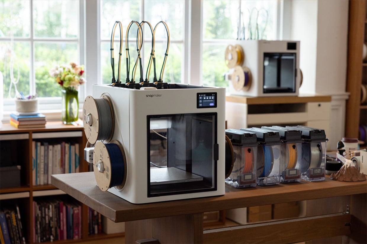 Snapmaker U1 3D Printer Switches Materials and Colors on the Fly