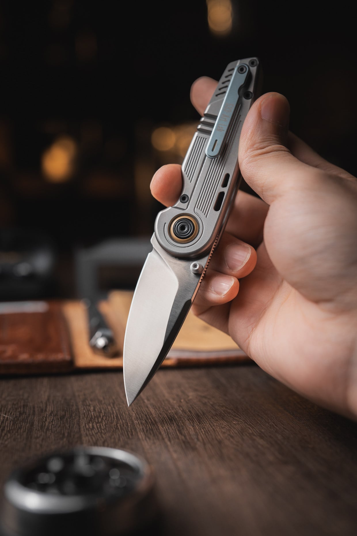 The SPARK Spin Pocket Knife Is a Fidgeter's Dream