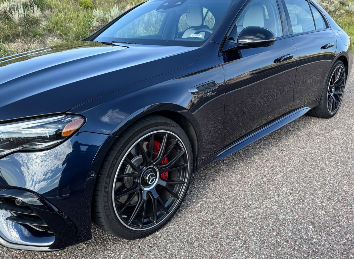 2025 Mercedes-AMG E53 PHEV Review: Style Meets Electrified Performance