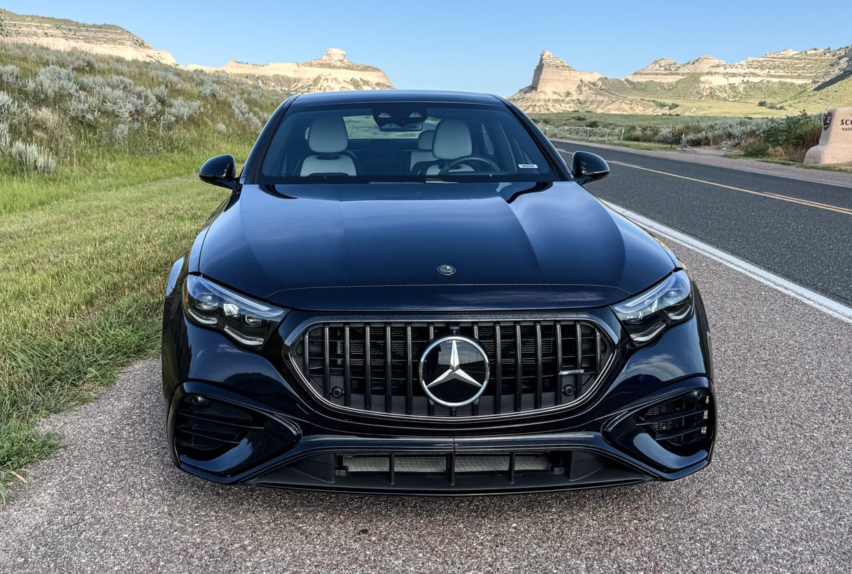 2025 Mercedes-AMG E53 PHEV Review: Style Meets Electrified Performance