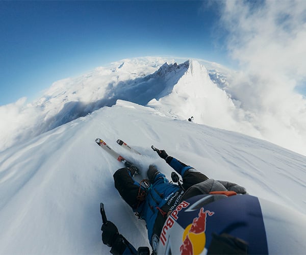 Man Skis Down Mt. Everest without an Oxygen Bottle