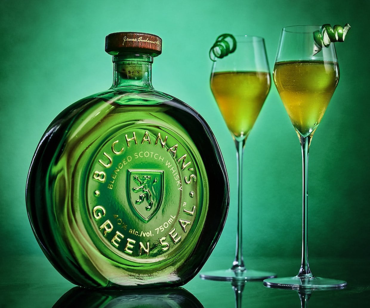 Buchanan’s Green Seal Whisky Is Smooth, Spiced, and Surprising