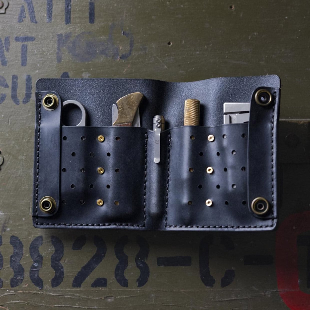 This Leather EDC Organizer Adjusts to Fit Your Tools