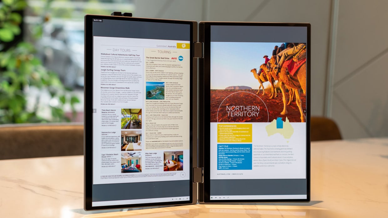 The DUOONE Is a Dual-Screen OLED Display for Gaming and Productivity