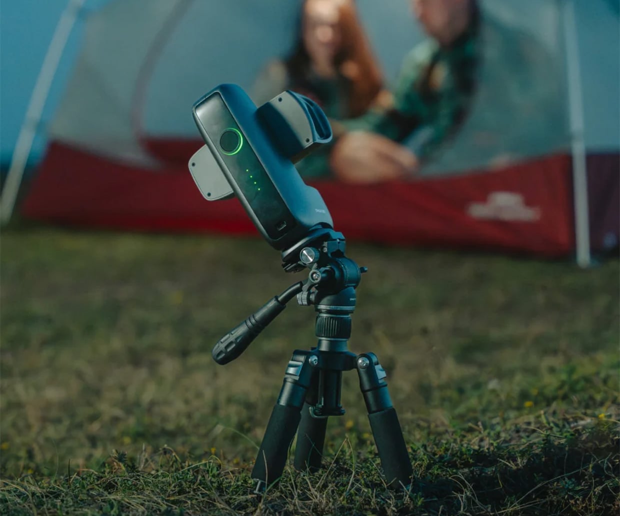 DWARF Mini Digital Telescope Makes Astrophotography Easy and Fun