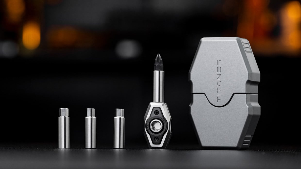 Titaner Tight-Swing Ratchet Driver Squeezes Into Tight Spaces