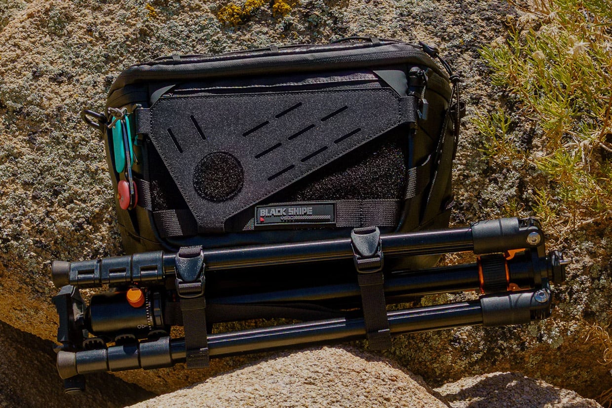 VSGO Black Snipe Sling Is a Pro-quality Camera Bag