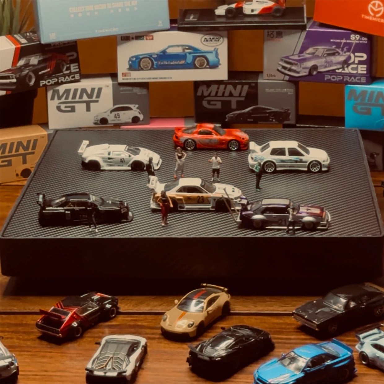 Motorized Drift Pad Spins Hot Wheels in Endless Circles