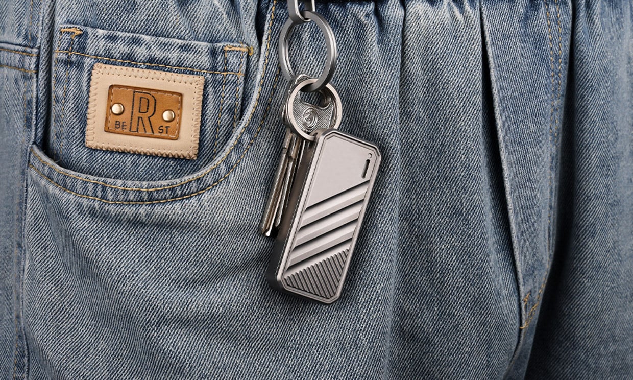 DeckShiv Magnetic Fidget Slider Knife