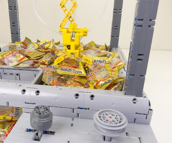 This See-through Dishwasher Lets Us See What's Going On During a Wash