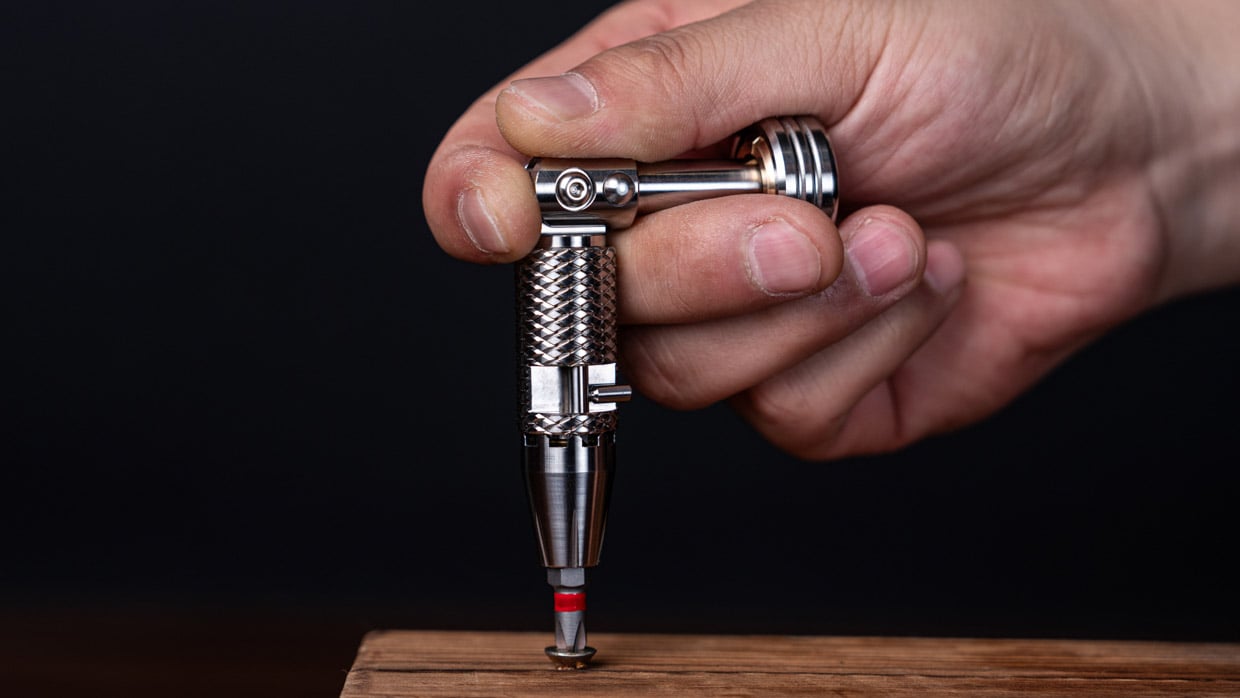 MagicDrive: an Adjustable-Angle Ratchet Screwdriver for EDC Toolkits