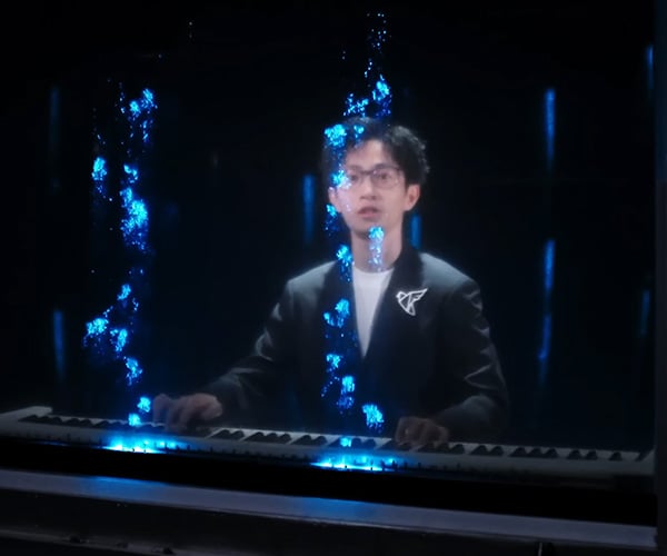 This Dancer Moves Like a Mechanical Toy