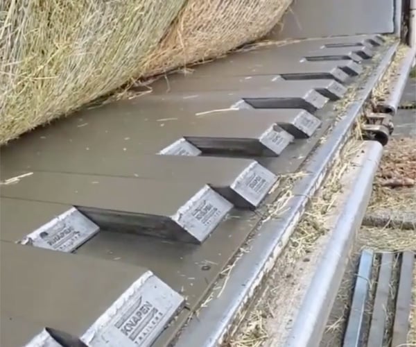 Moving-Floor Trailer Uses Hydraulics to Load and Unload Cargo