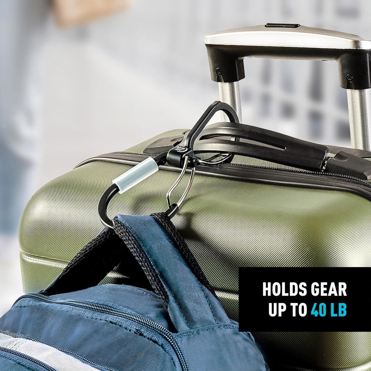 Nite Ize Dual Carabiner Clip Has a 360° Swivel and Folding Design