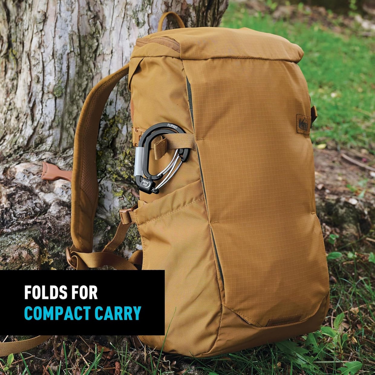 Nite Ize Dual Carabiner Clip Has a 360° Swivel and Folding Design