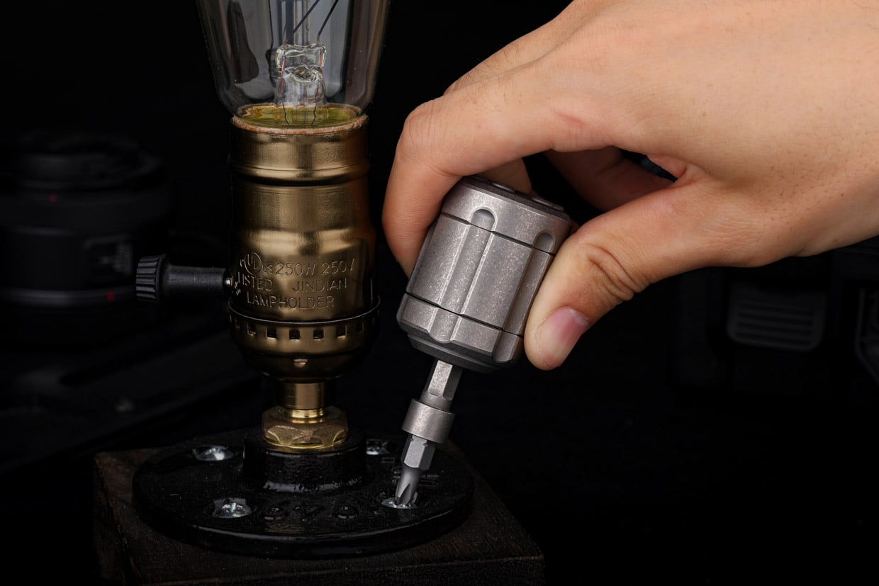 The Revolver S Is a Six-Shooter Screwdriver for Your Tool Kit